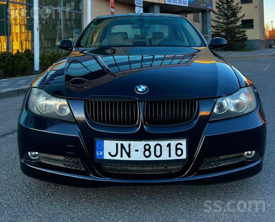 Blue BMW 318 2006 in Riga, with an engine capacity of 2.00 L and mileage of 417 thousand km for 2195 €, photo 1 on AUTOMOTO.COM.LV