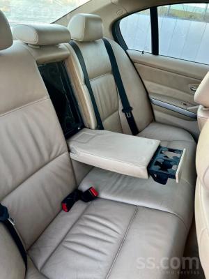 Blue BMW 318 2006 in Riga, with an engine capacity of 2.00 L and mileage of 417 thousand km for 2195 €, photo 8 on AUTOMOTO.COM.LV