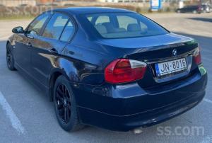 Blue BMW 318 2006 in Riga, with an engine capacity of 2.00 L and mileage of 417 thousand km for 2195 €, photo 13 on AUTOMOTO.COM.LV