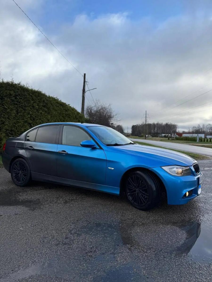 Zils BMW 318 2006 Rīga, ar dzinēja tilpumu 2.00 L un nobraukumu 301 tūkst. km par 3450 €, foto 4 vietnē AUTOMOTO.COM.LV