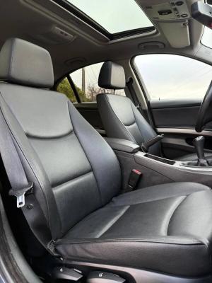 Zils BMW 318 2006 Rīga, ar dzinēja tilpumu 2.00 L un nobraukumu 301 tūkst. km par 3450 €, foto 12 vietnē AUTOMOTO.COM.LV