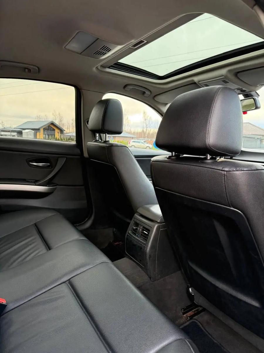 Zils BMW 318 2006 Rīga, ar dzinēja tilpumu 2.00 L un nobraukumu 301 tūkst. km par 3450 €, foto 15 vietnē AUTOMOTO.COM.LV