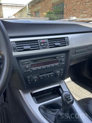 Zils BMW 318 2006 Cēsis, ar dzinēja tilpumu 2.00 L un nobraukumu 280 tūkst. km par 2800 €, foto 9 vietnē AUTOMOTO.COM.LV