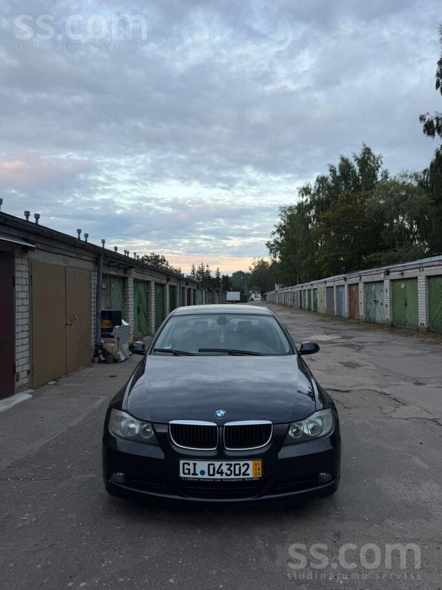 Zils BMW 318 2006 Ludza, ar dzinēja tilpumu 2.00 L un nobraukumu 242 tūkst. km par 2995 €, foto 1 vietnē AUTOMOTO.COM.LV