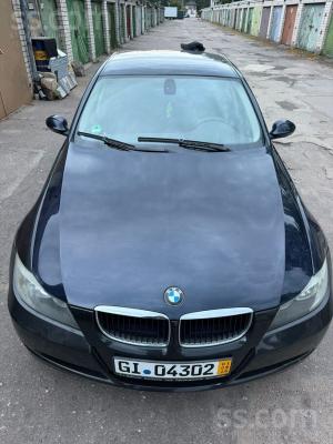 Zils BMW 318 2006 Ludza, ar dzinēja tilpumu 2.00 L un nobraukumu 242 tūkst. km par 2995 €, foto 8 vietnē AUTOMOTO.COM.LV