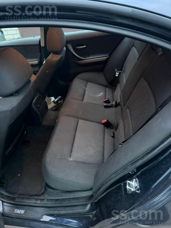 Blue BMW 318 2006 in Ludza, with an engine capacity of 2.00 L and mileage of 242 thousand km for 2995 €, photo 9 on AUTOMOTO.COM.LV