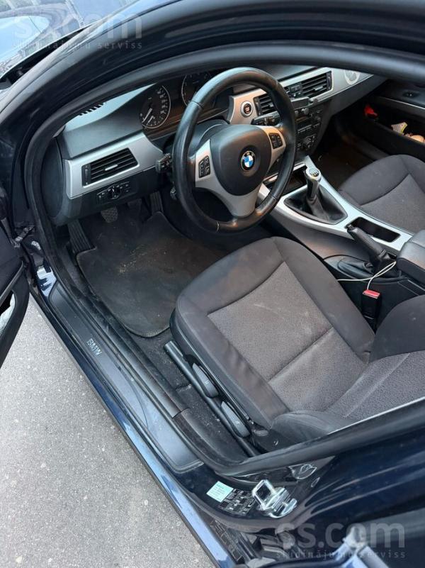 Blue BMW 318 2006 in Ludza, with an engine capacity of 2.00 L and mileage of 242 thousand km for 2995 €, photo 11 on AUTOMOTO.COM.LV