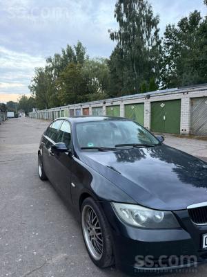 Zils BMW 318 2006 Ludza, ar dzinēja tilpumu 2.00 L un nobraukumu 242 tūkst. km par 2995 €, foto 12 vietnē AUTOMOTO.COM.LV