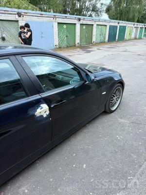 Zils BMW 318 2006 Ludza, ar dzinēja tilpumu 2.00 L un nobraukumu 242 tūkst. km par 2995 €, foto 13 vietnē AUTOMOTO.COM.LV
