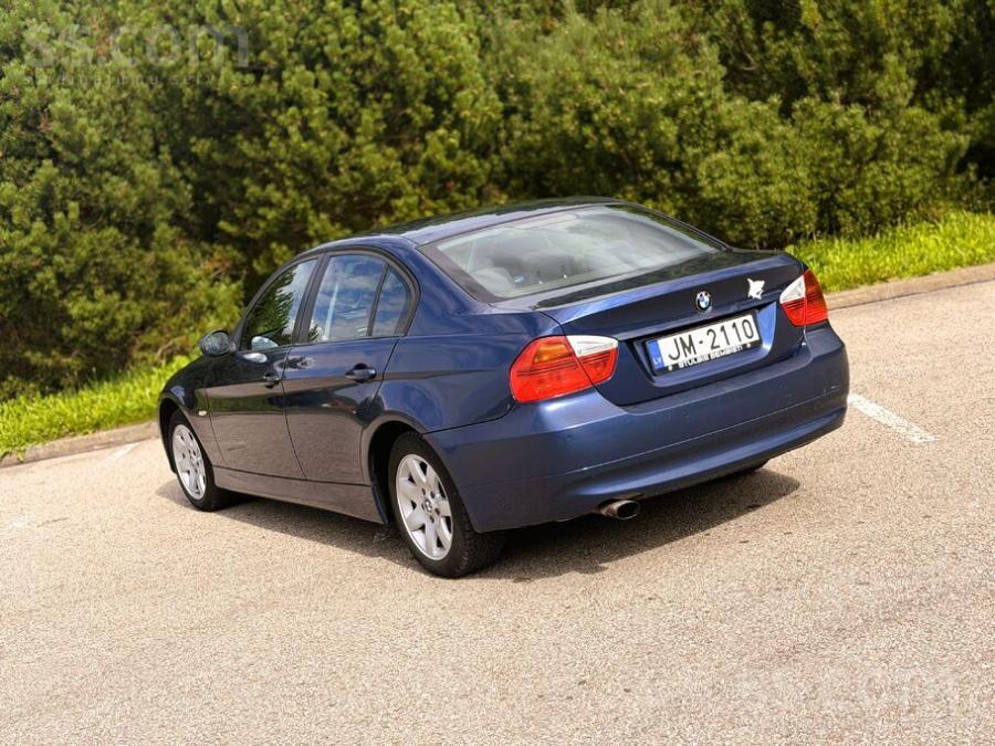 Zils BMW 318 2006 Talsi, ar dzinēja tilpumu 2.00 L un nobraukumu 330 tūkst. km par 2850 €, foto 4 vietnē AUTOMOTO.COM.LV