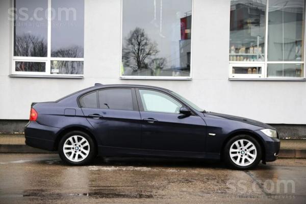 Blue BMW 318 2008 in Riga, with an engine capacity of 2.00 L and mileage of 0 thousand km for 3495 €, photo 2 on AUTOMOTO.COM.LV
