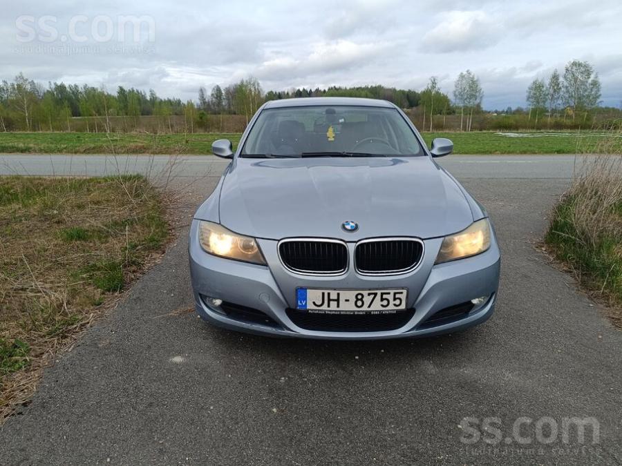Синий БМВ 318 2009 в Рига, объемом двигателя 2.00 л и пробегом 311 тыс. км за 3200 €, фото 3 на AUTOMOTO.COM.LV