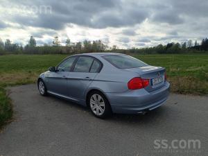Синий БМВ 318 2009 в Рига, объемом двигателя 2.00 л и пробегом 311 тыс. км за 3200 €, фото 7 на AUTOMOTO.COM.LV