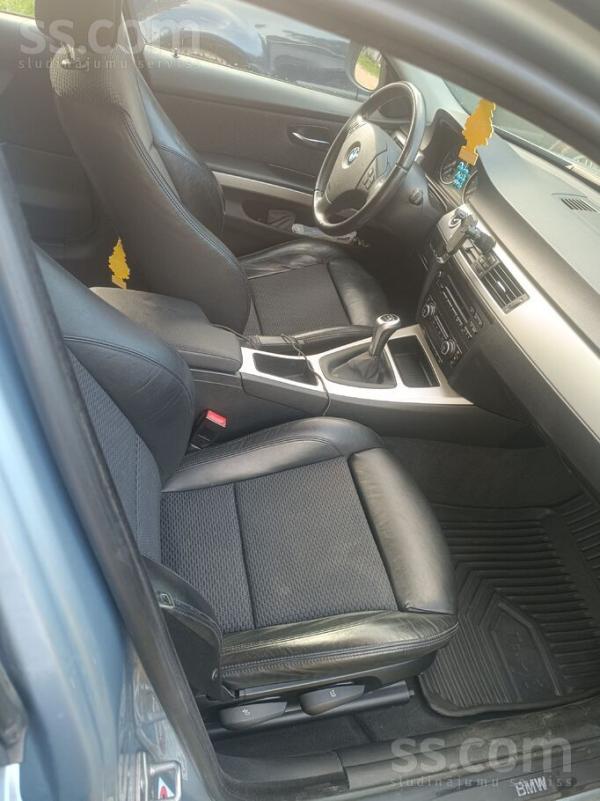 Blue BMW 318 2009 in Riga, with an engine capacity of 2.00 L and mileage of 311 thousand km for 3200 €, photo 9 on AUTOMOTO.COM.LV