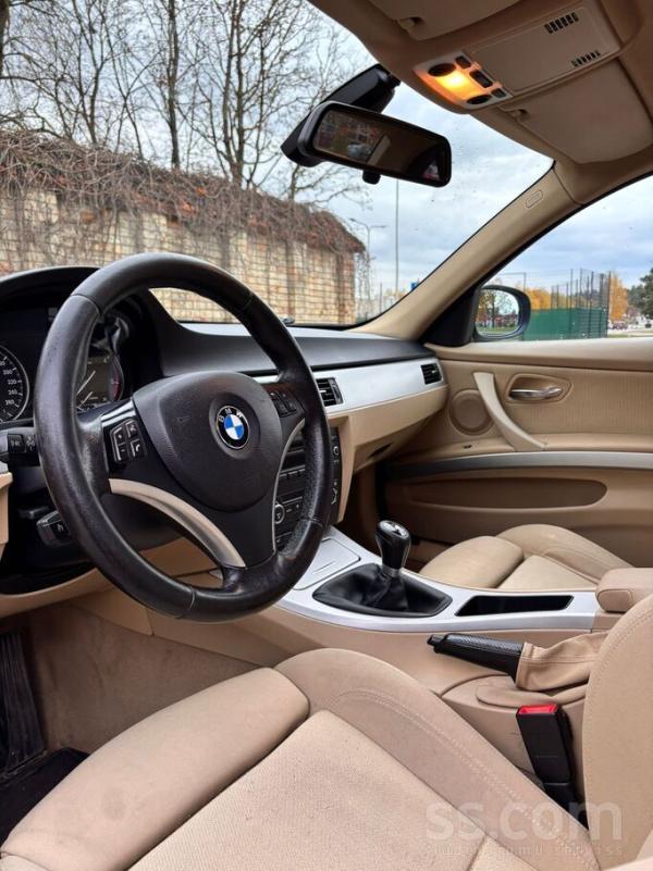 Zils BMW 318 2009 Jelgava, ar dzinēja tilpumu 2.00 L un nobraukumu 278 tūkst. km par 3500 €, foto 10 vietnē AUTOMOTO.COM.LV