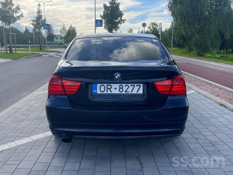 Blue BMW 318 2009 in Jelgava, with an engine capacity of 2.00 L and mileage of 0 thousand km for 4990 €, photo 6 on AUTOMOTO.COM.LV