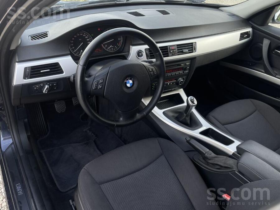 Blue BMW 318 2009 in Jelgava, with an engine capacity of 2.00 L and mileage of 0 thousand km for 4990 €, photo 8 on AUTOMOTO.COM.LV