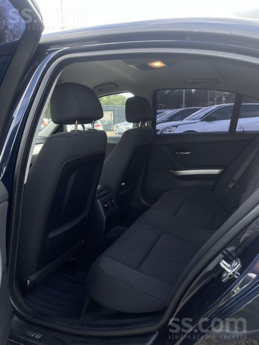 Blue BMW 318 2009 in Jelgava, with an engine capacity of 2.00 L and mileage of 0 thousand km for 4990 €, photo 14 on AUTOMOTO.COM.LV