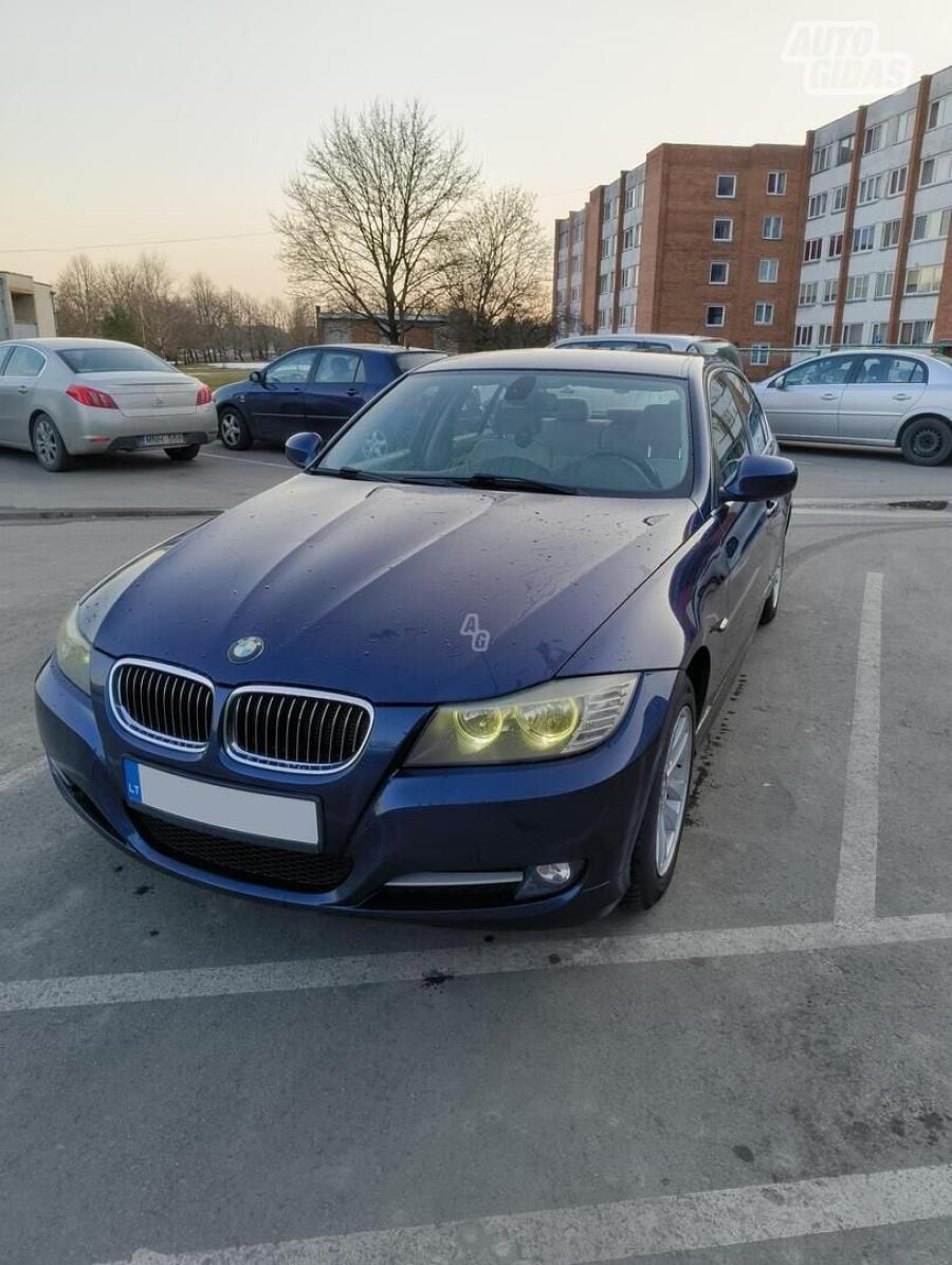 Blue BMW 318 2010 in Klaipeda, with an engine capacity of 2.00 L and mileage of 290 thousand km for 4800 €, photo 1 on AUTOMOTO.COM.LV