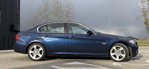 Zils BMW 318 2011 Kauņa, ar dzinēja tilpumu 1.80 L un nobraukumu 278 tūkst. km par 4400 €, foto 7 vietnē AUTOMOTO.COM.LV