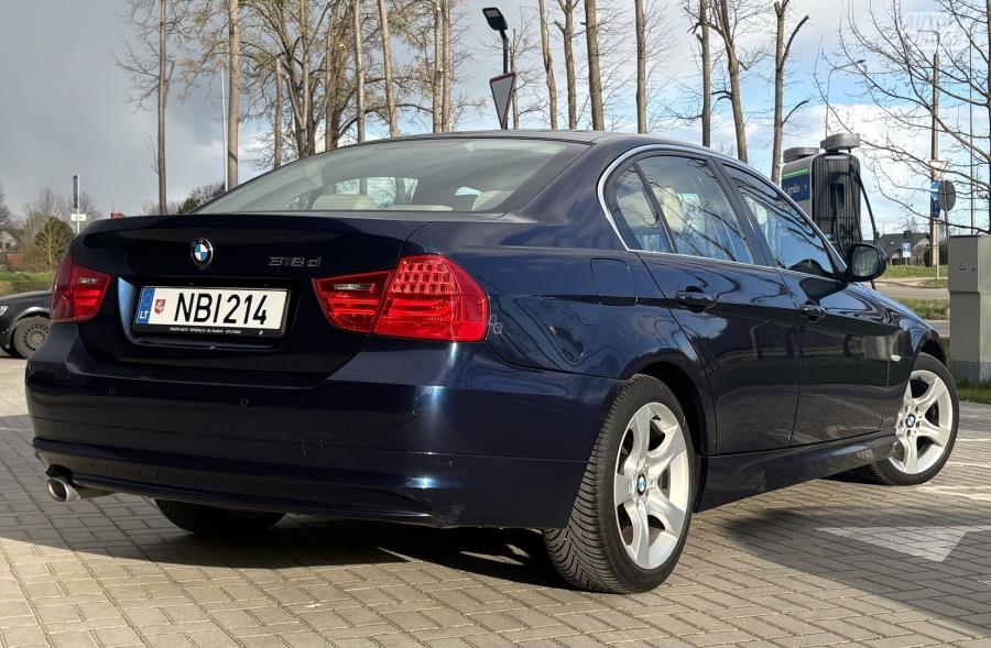 Zils BMW 318 2011 Kauņa, ar dzinēja tilpumu 1.80 L un nobraukumu 278 tūkst. km par 4400 €, foto 11 vietnē AUTOMOTO.COM.LV