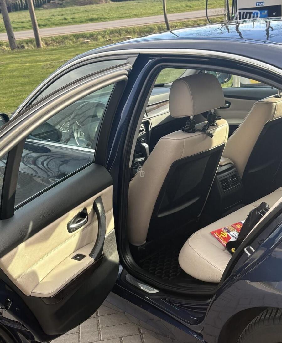 Zils BMW 318 2011 Kauņa, ar dzinēja tilpumu 1.80 L un nobraukumu 278 tūkst. km par 4400 €, foto 17 vietnē AUTOMOTO.COM.LV