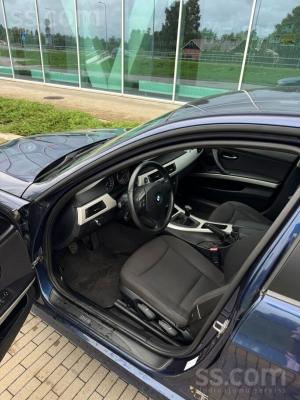 Blue BMW 318 2011 in Rezekne, with an engine capacity of 2.00 L and mileage of 291 thousand km for 4700 €, photo 6 on AUTOMOTO.COM.LV