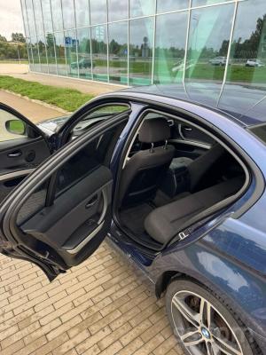 Blue BMW 318 2011 in Rezekne, with an engine capacity of 2.00 L and mileage of 291 thousand km for 4700 €, photo 7 on AUTOMOTO.COM.LV