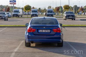 Zils BMW 318 2011 Rīga, ar dzinēja tilpumu 2.00 L un nobraukumu 181 tūkst. km par 4900 €, foto 7 vietnē AUTOMOTO.COM.LV