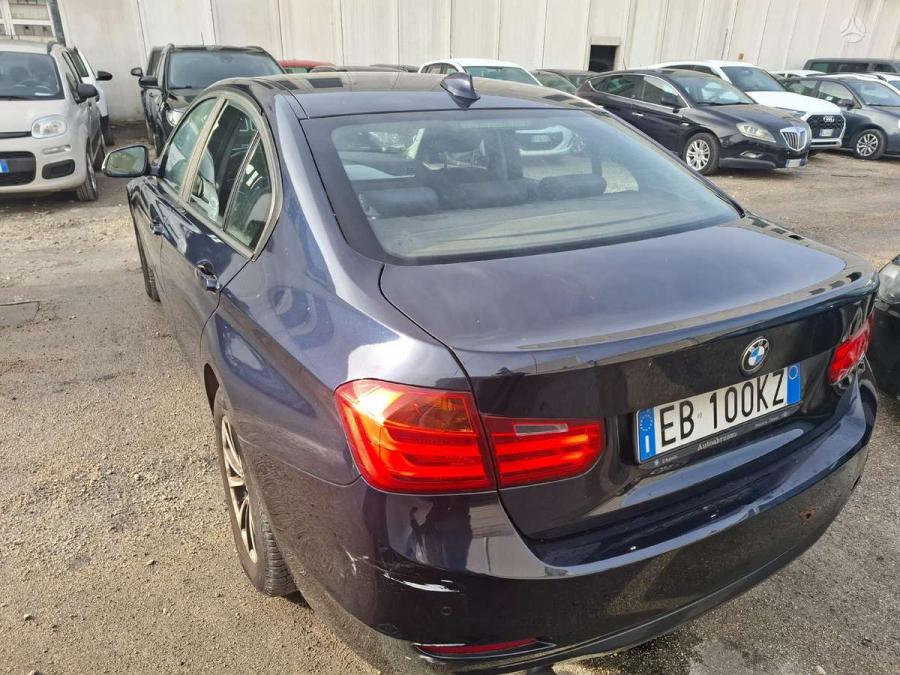 Blue BMW 318 2012 in Kaunas, with an engine capacity of 2.00 L and mileage of 187 thousand km for 6400 €, photo 7 on AUTOMOTO.COM.LV
