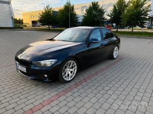 Zils BMW 318 2014 Jelgava, ar dzinēja tilpumu 2.00 L un nobraukumu 266 tūkst. km par 7500 €, foto  vietnē AUTOMOTO.COM.LV