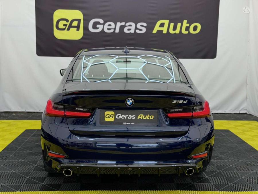 Blue BMW 318 2019 in Vilnius, with an engine capacity of 2.00 L and mileage of 83 thousand km for 15900 €, photo 6 on AUTOMOTO.COM.LV