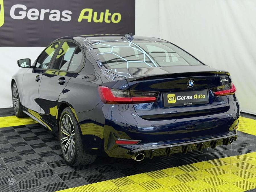 Blue BMW 318 2019 in Vilnius, with an engine capacity of 2.00 L and mileage of 83 thousand km for 15900 €, photo 7 on AUTOMOTO.COM.LV