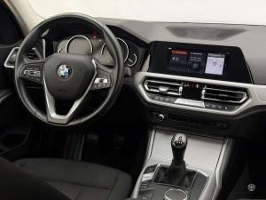 Blue BMW 318 2019 in Vilnius, with an engine capacity of 2.00 L and mileage of 83 thousand km for 15900 €, photo 16 on AUTOMOTO.COM.LV