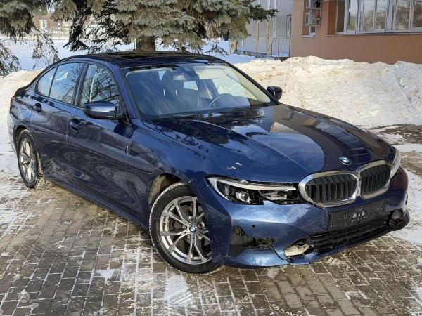 Blue BMW 318 2021 in Kaunas, with an engine capacity of 2.00 L and mileage of 145 thousand km for 14800 €, photo 3 on AUTOMOTO.COM.LV