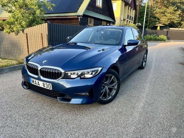 Blue BMW 318 2021 in Ignalina, with an engine capacity of 2.00 L and mileage of 80 thousand km for 21000 €, photo 2 on AUTOMOTO.COM.LV