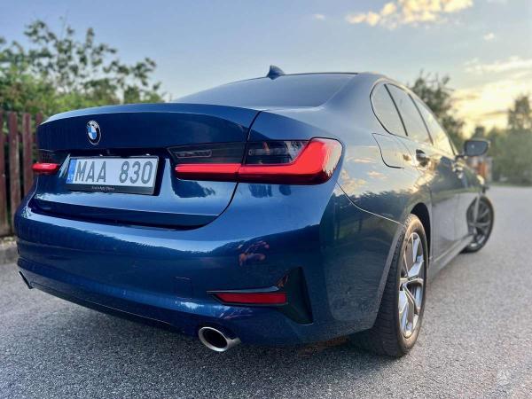 Zils BMW 318 2021 Ignalina, ar dzinēja tilpumu 2.00 L un nobraukumu 80 tūkst. km par 21000 €, foto 9 vietnē AUTOMOTO.COM.LV