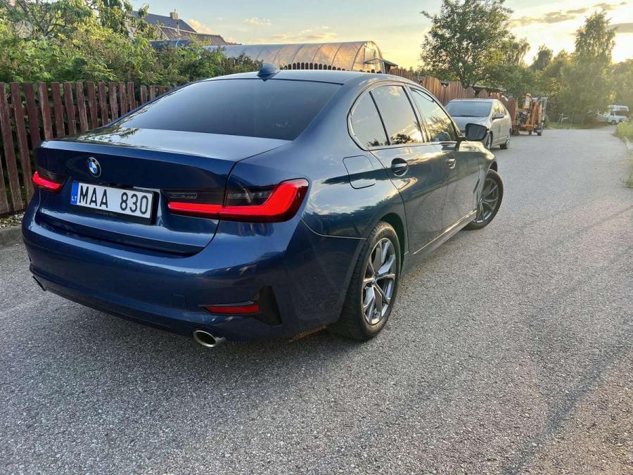 Zils BMW 318 2021 Ignalina, ar dzinēja tilpumu 2.00 L un nobraukumu 80 tūkst. km par 21000 €, foto 7 vietnē AUTOMOTO.COM.LV