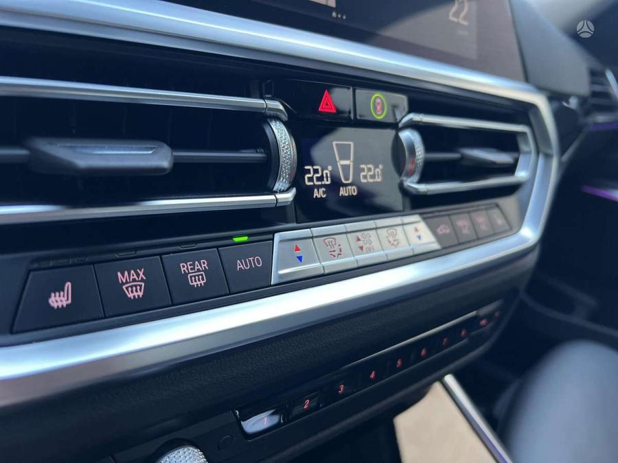 Zils BMW 318 2021 Ignalina, ar dzinēja tilpumu 2.00 L un nobraukumu 80 tūkst. km par 21000 €, foto 34 vietnē AUTOMOTO.COM.LV