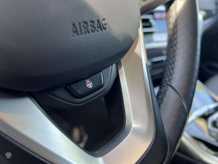 Zils BMW 318 2021 Ignalina, ar dzinēja tilpumu 2.00 L un nobraukumu 80 tūkst. km par 21000 €, foto 35 vietnē AUTOMOTO.COM.LV