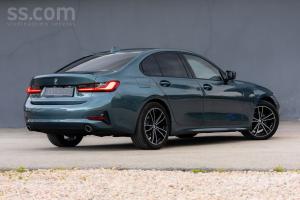 Zils BMW 318 2021 Jelgava, ar dzinēja tilpumu 2.00 L un nobraukumu 204 tūkst. km par 20500 €, foto 6 vietnē AUTOMOTO.COM.LV