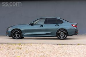 Zils BMW 318 2021 Jelgava, ar dzinēja tilpumu 2.00 L un nobraukumu 204 tūkst. km par 20500 €, foto 9 vietnē AUTOMOTO.COM.LV