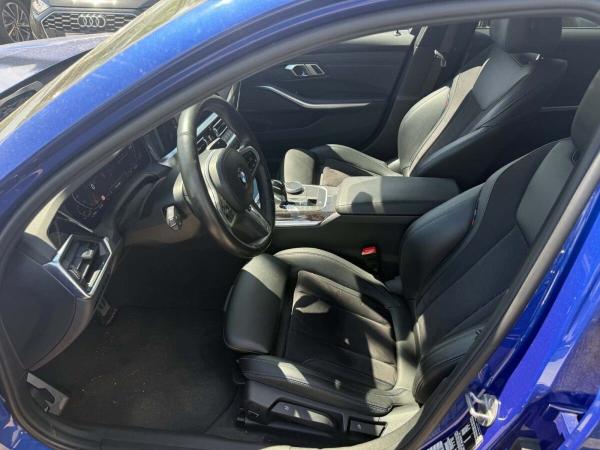 Blue BMW 318 2022 in Vilnius, with an engine capacity of 2.00 L and mileage of 75 thousand km for 32600 €, photo 5 on AUTOMOTO.COM.LV