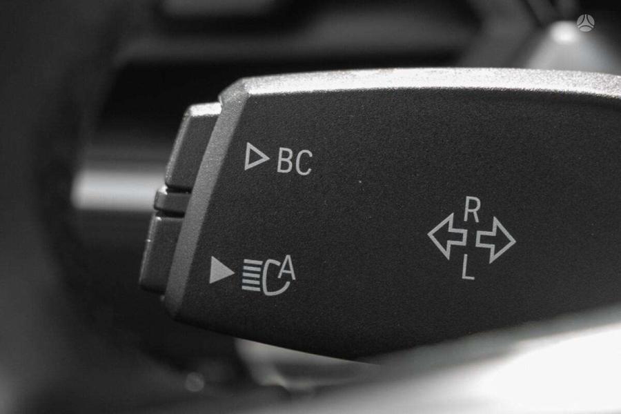 Синий БМВ 318 2022 в Вильнюс, объемом двигателя 2.00 л и пробегом 75 тыс. км за 28950 €, фото 21 на AUTOMOTO.COM.LV