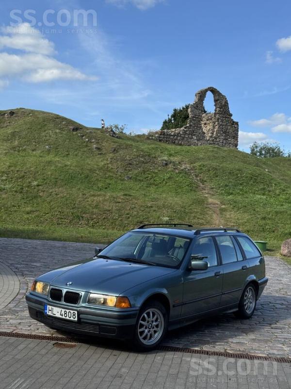 Zils BMW 318 1996 Rēzekne, ar dzinēja tilpumu 1.80 L un nobraukumu 251 tūkst. km par 3000 €, foto 4 vietnē AUTOMOTO.COM.LV