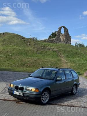 Zils BMW 318 1996 Rēzekne, ar dzinēja tilpumu 1.80 L un nobraukumu 251 tūkst. km par 3000 €, foto 5 vietnē AUTOMOTO.COM.LV