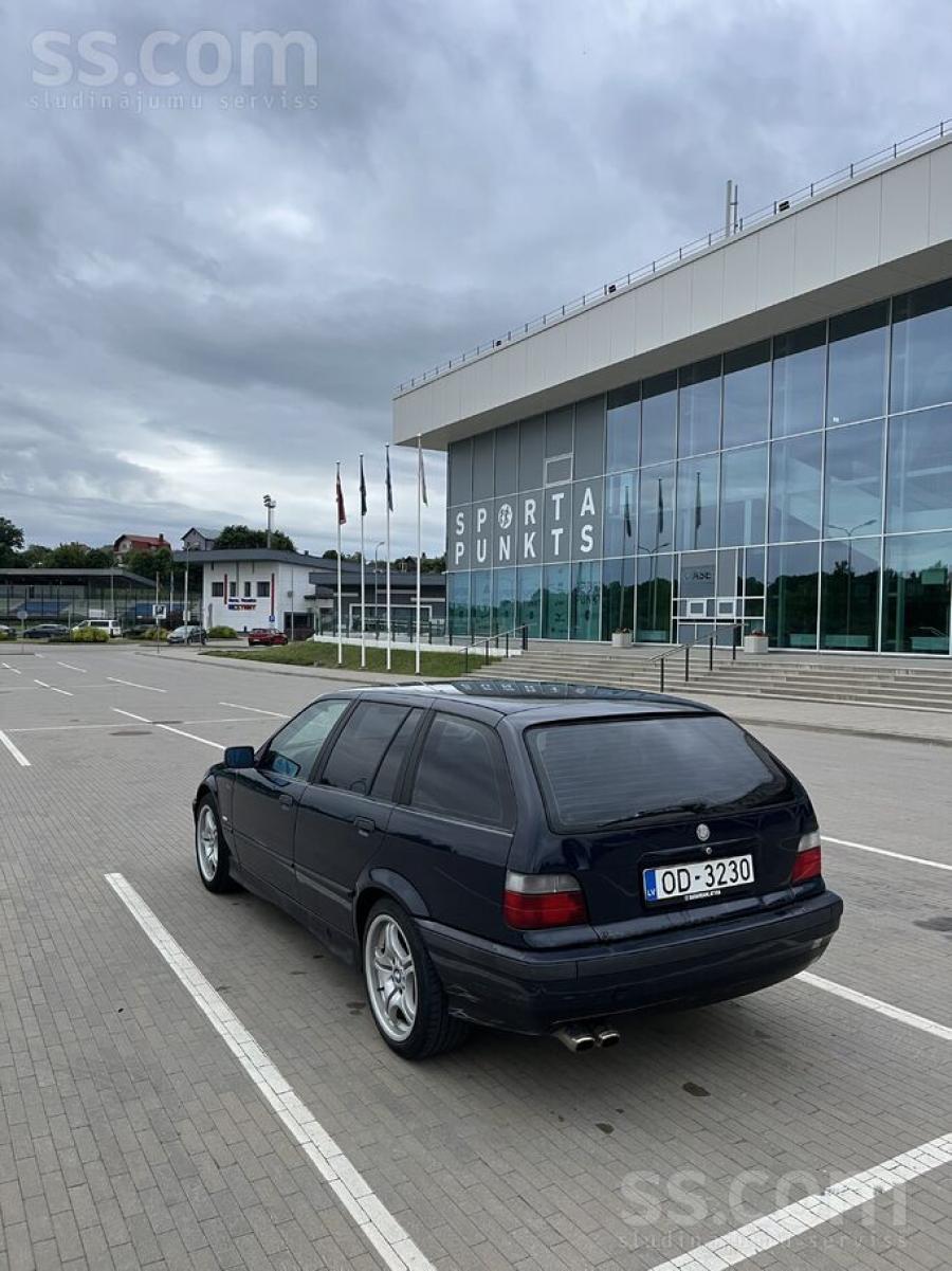Zils BMW 318 1997 Rēzekne, ar dzinēja tilpumu 1.80 L un nobraukumu 266 tūkst. km par 2600 €, foto 7 vietnē AUTOMOTO.COM.LV