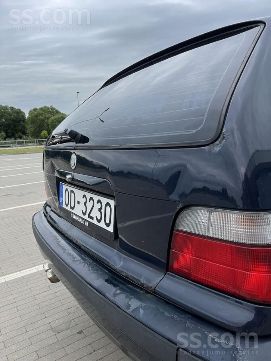 Zils BMW 318 1997 Rēzekne, ar dzinēja tilpumu 1.80 L un nobraukumu 266 tūkst. km par 2600 €, foto 14 vietnē AUTOMOTO.COM.LV
