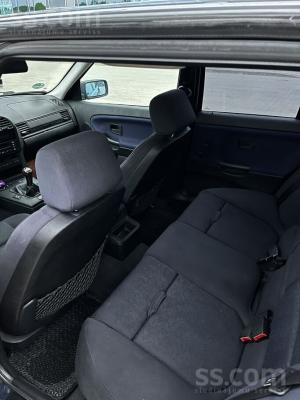 Zils BMW 318 1997 Rēzekne, ar dzinēja tilpumu 1.80 L un nobraukumu 266 tūkst. km par 2600 €, foto 22 vietnē AUTOMOTO.COM.LV