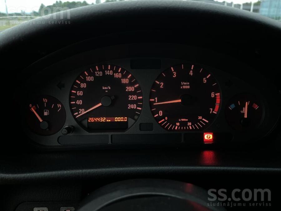 Zils BMW 318 1997 Rēzekne, ar dzinēja tilpumu 1.80 L un nobraukumu 266 tūkst. km par 2600 €, foto 25 vietnē AUTOMOTO.COM.LV